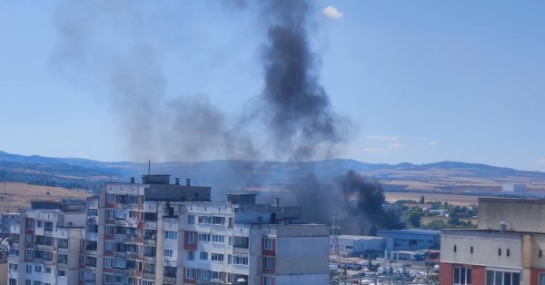 Отново гори пожар в столичния квартал "Люлин" (+ВИДЕО) - Bgonair